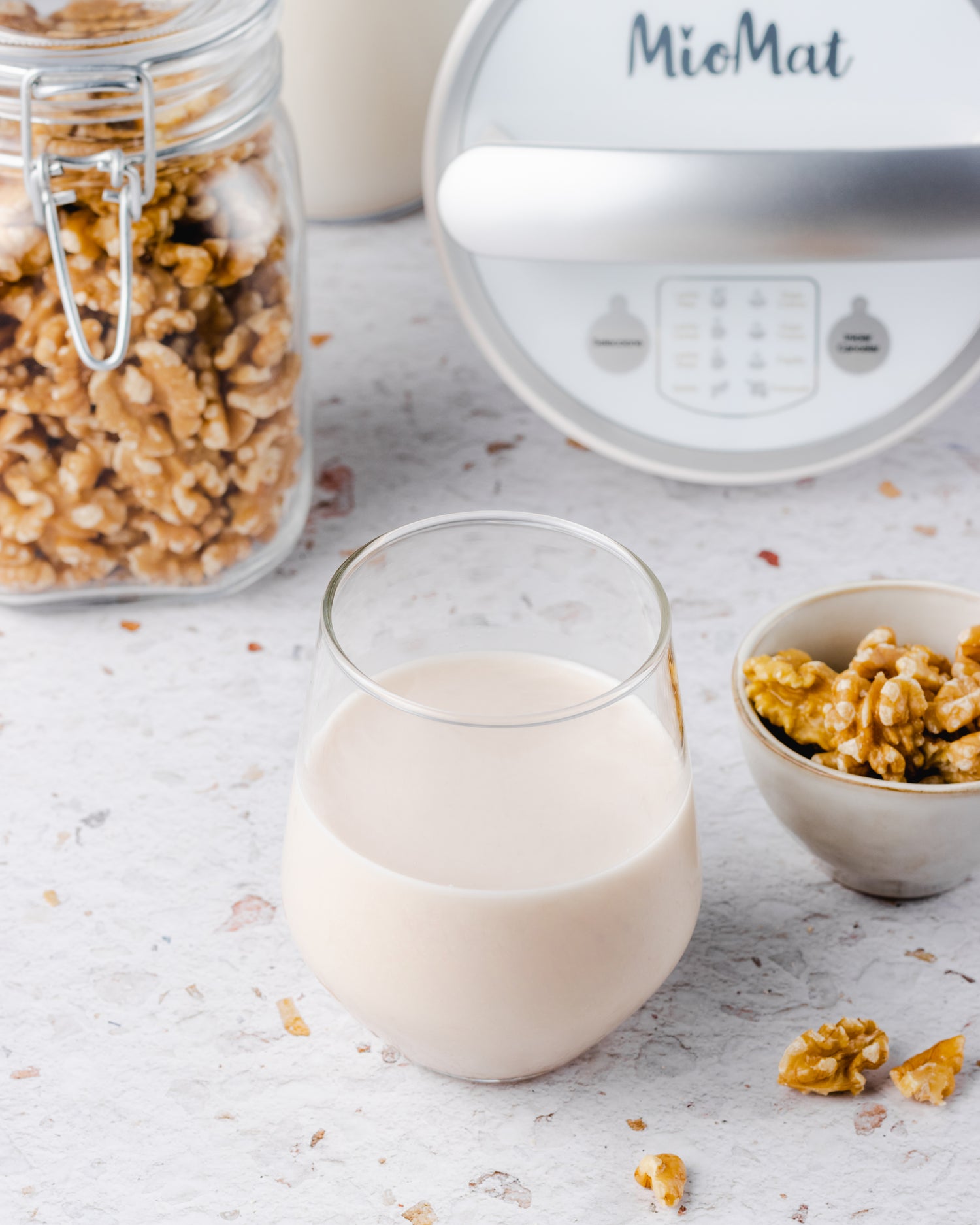 MioMat - Homemade Soy Milk the Easy Way